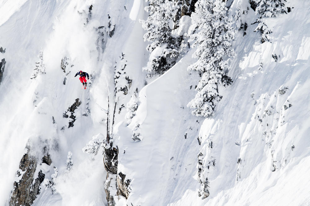 The Red Bull Linecatcher moves to Tignes | Downdays