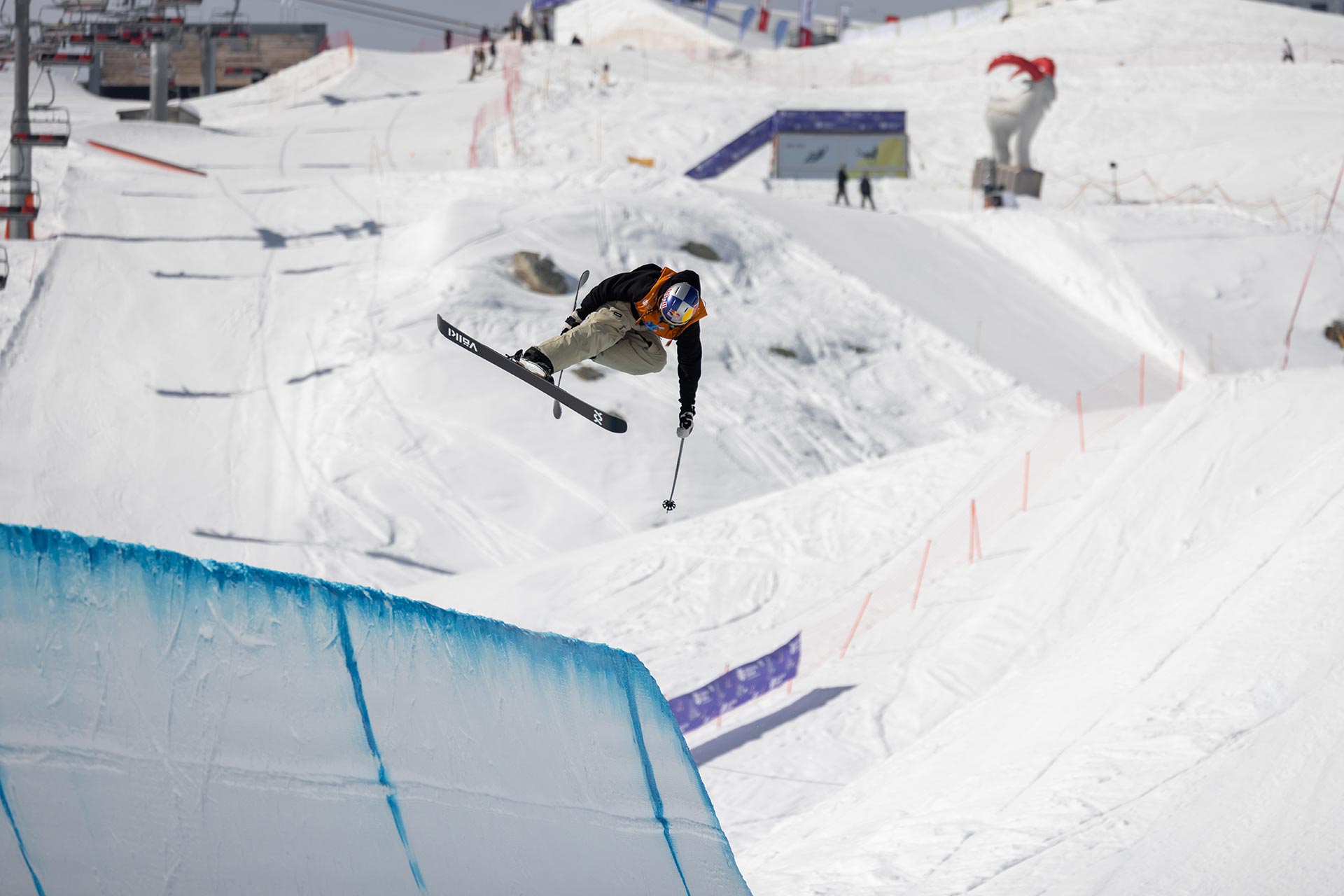 The world’s newest superpipe opens this weekend in Switzerland | Downdays