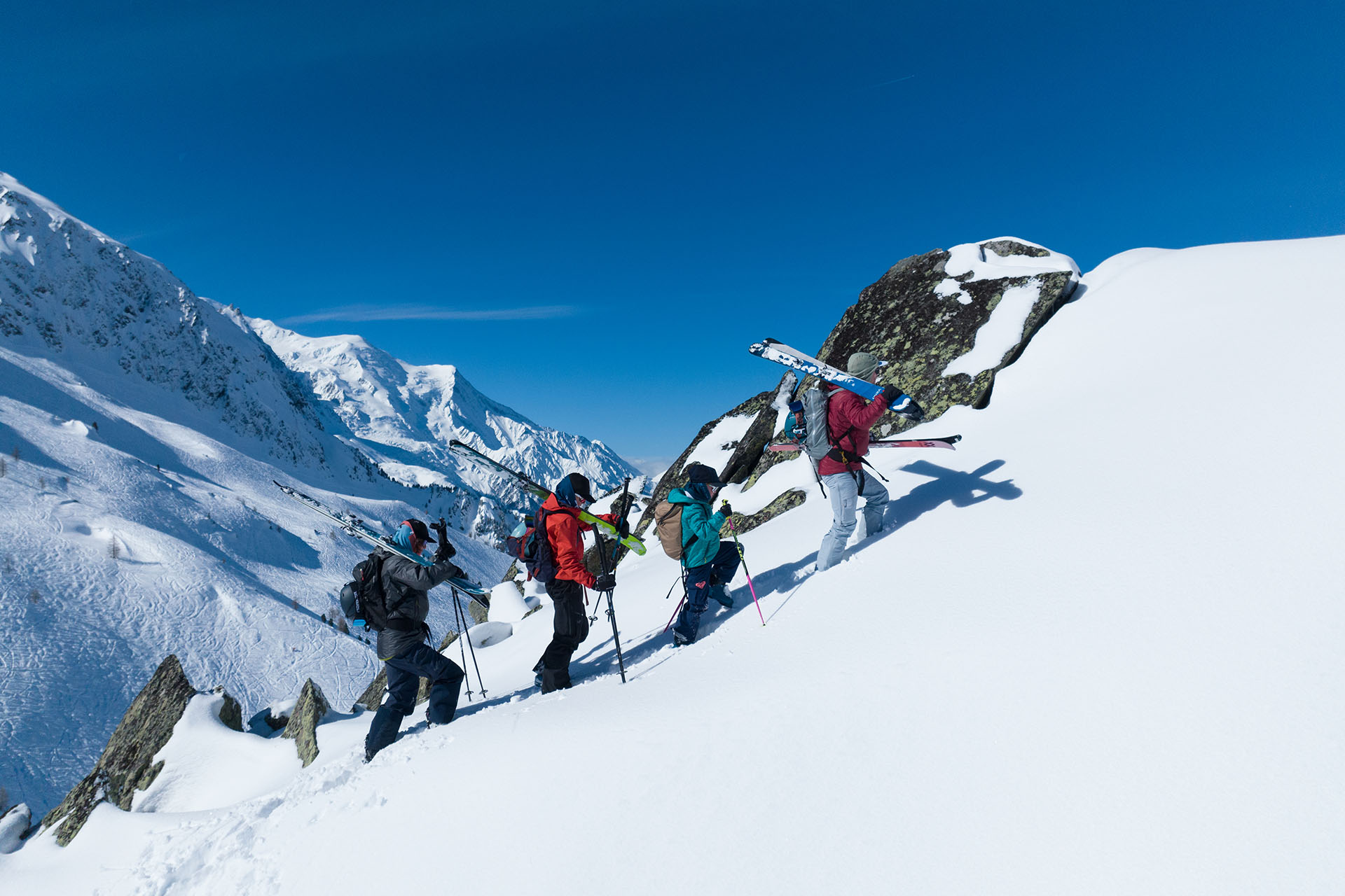 A look at THE HAGENS, a movie about an inspiring ski family | Downdays