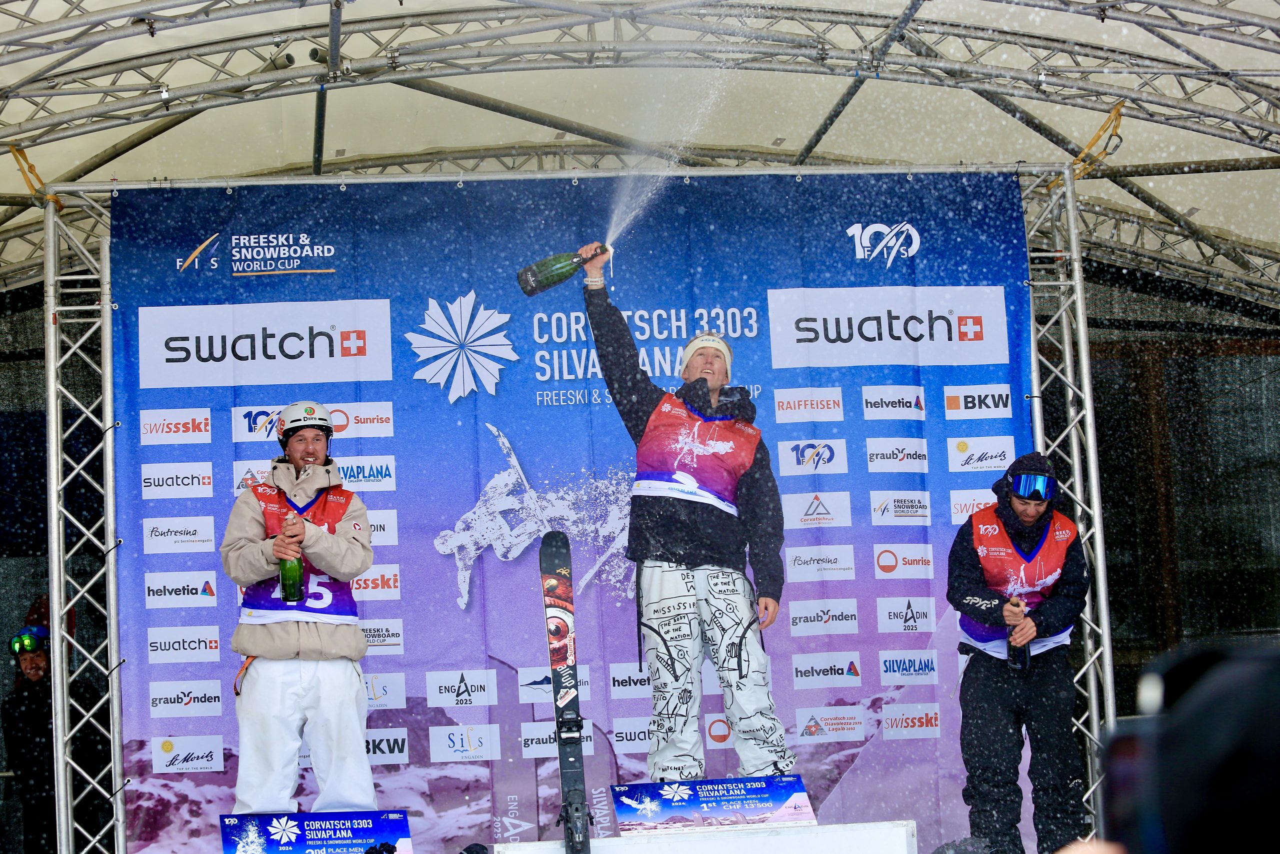 Andri and Tess cop a quali gold at the final slopestyle of the season ...