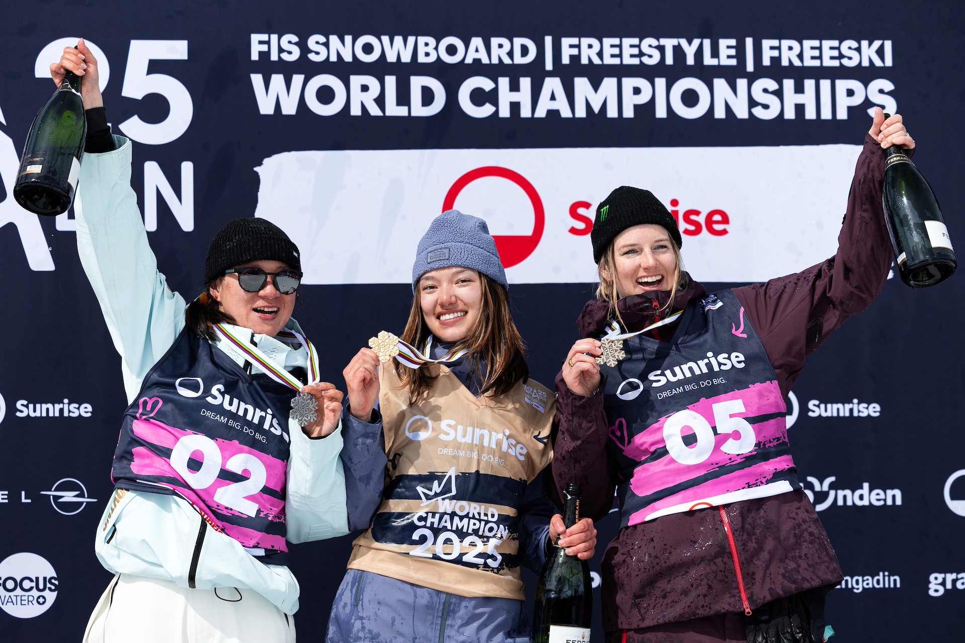 Zoe Atkin and Finley Melville Ives boost their way to World ...